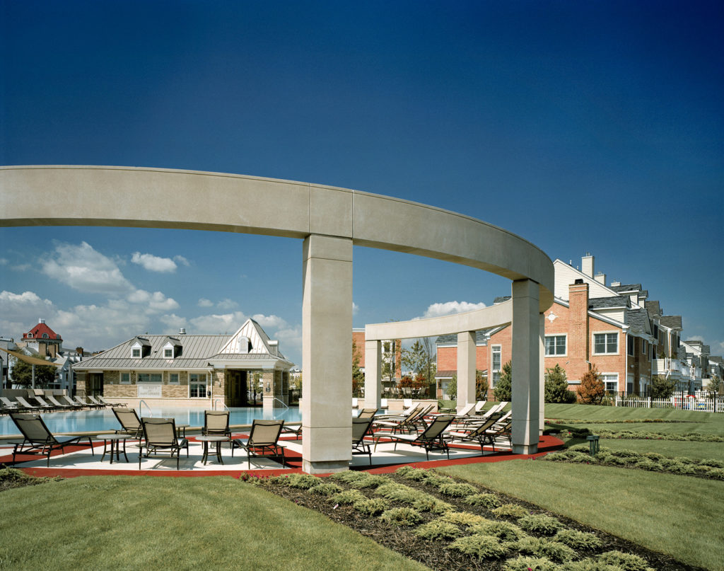 Point Pool & Infinity Pool | Port Liberte Condominium II